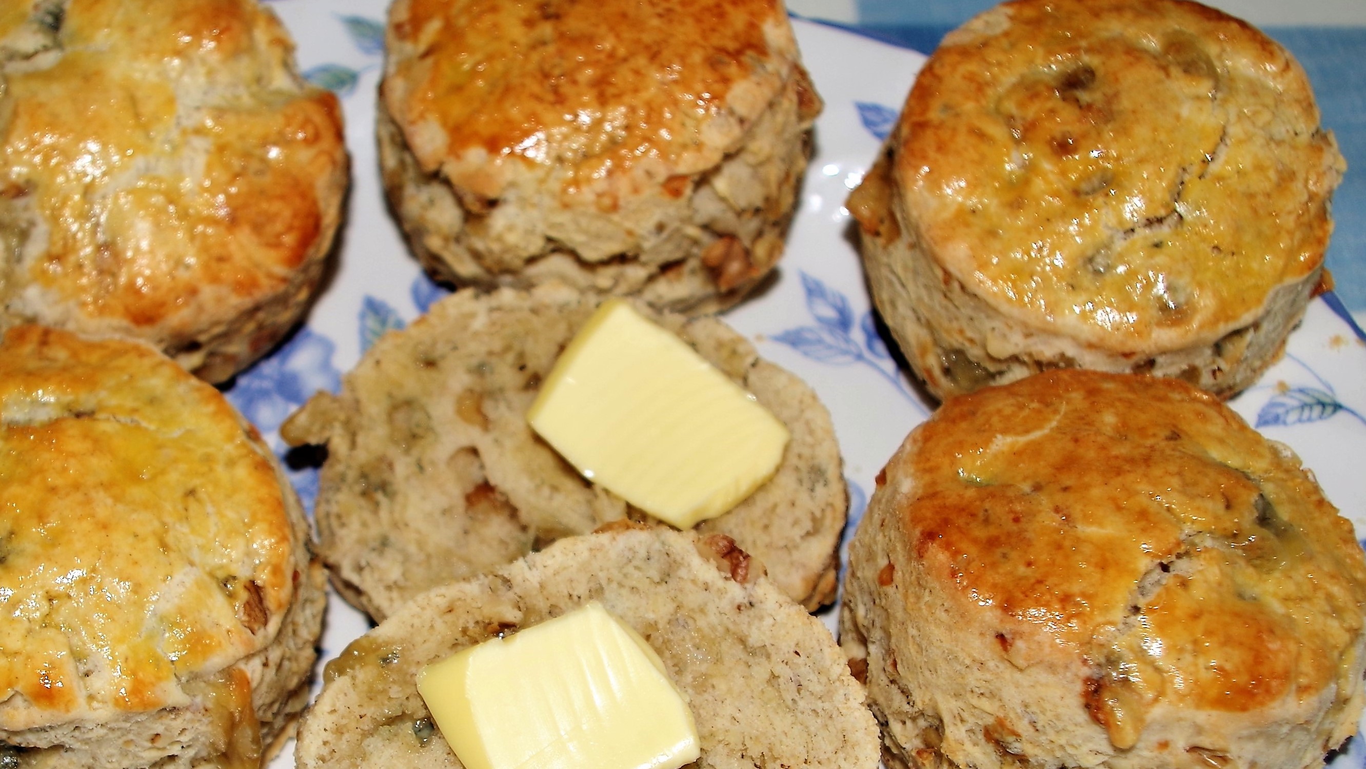 Stilton, Walnut & Maple Scones – Retired Bloke on Food n stuff
