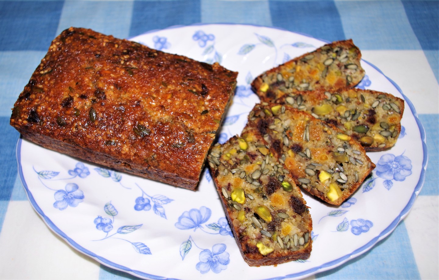Flourless Fruity Seed & Nut Loaf – Retired Bloke on Food n stuff