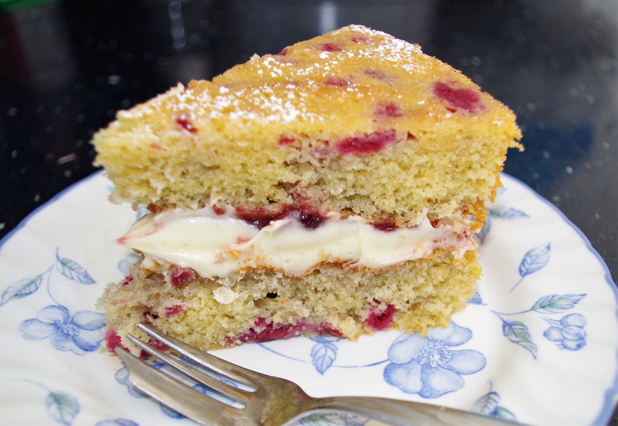 Raspberry Sponge Cake – Retired Bloke on Food n stuff
