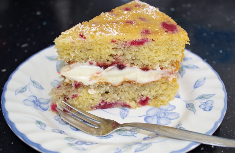 Raspberry Sponge Cake – Retired Bloke on Food n stuff