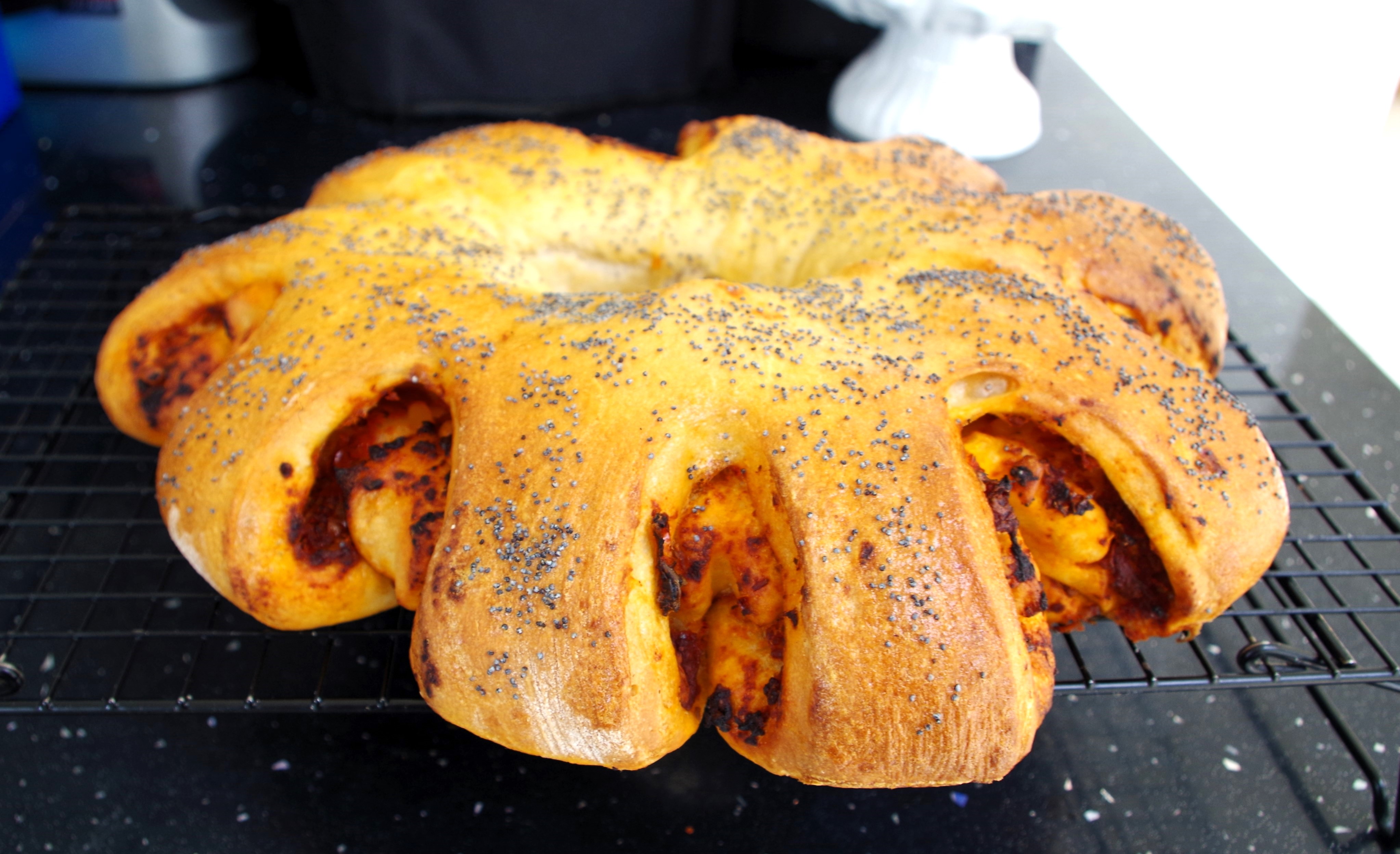 Mediterranean Circle Bread – Retired Bloke on Food n stuff