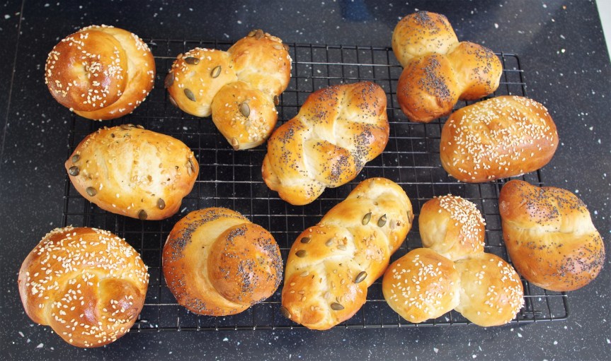 Soft & Shiny Dinner Rolls – Retired Bloke on Food n stuff